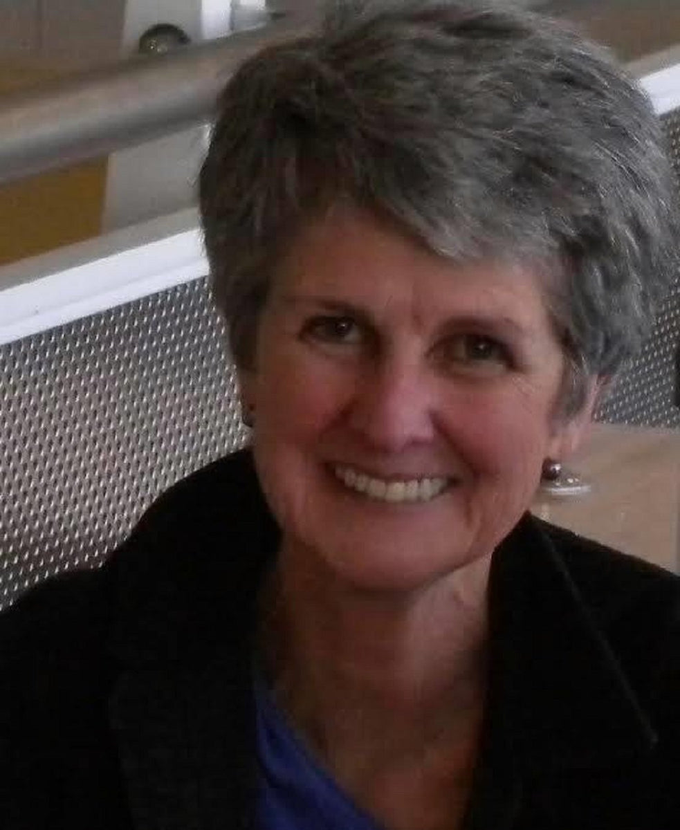 Donna Phipps Stout – Art Ventures NWA